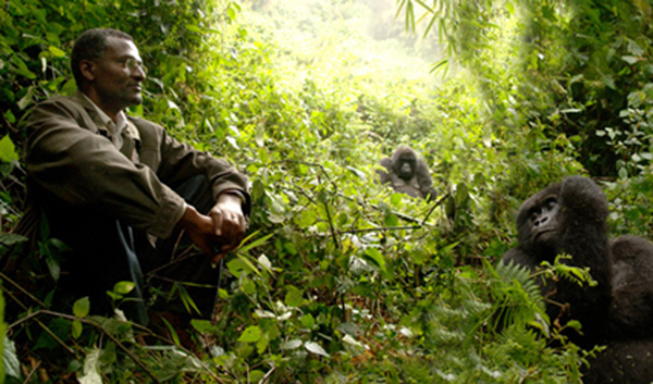 Susie Gelman visits Eugene Rutagarama (2001) in Rwanda - Goldman ...